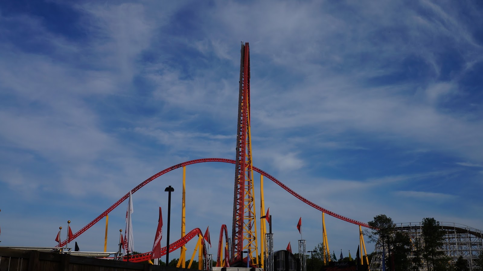 Theme Park Thoughts: Intimidator 305 at Kings Dominion - Review