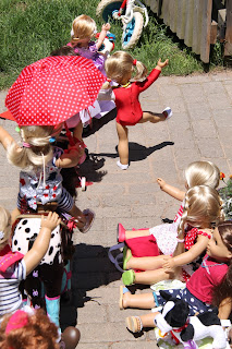 American Girl Doll Play: Celebrating the 4th With a Doll Parade