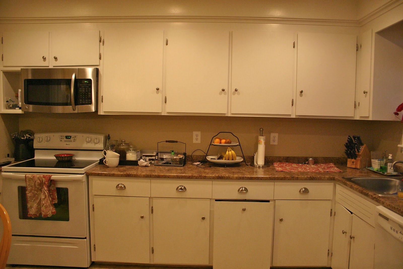 the newly uncluttered kitchen counter – No. 29 Design