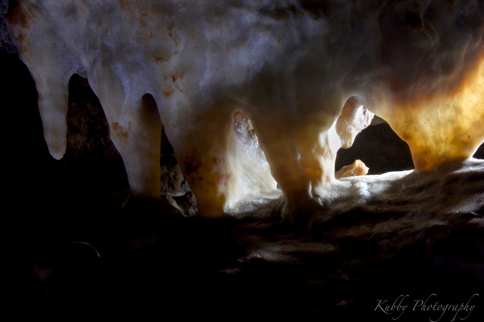 Geology of Lava Caves and Solution Caves: Geology: Lava Caves vs ...