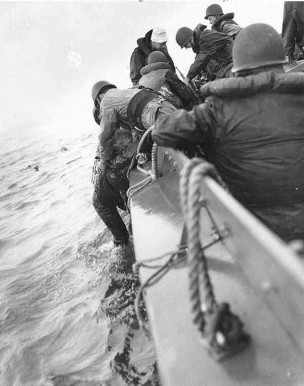 56 Rarely Seen D-Day Photos - YourDestinationNow