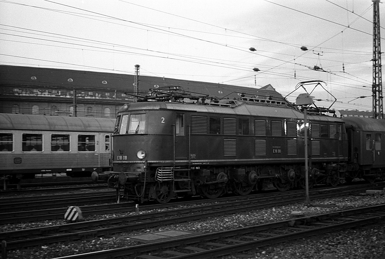 Die DB in Bildern 1966-1991: E18, 118, E19