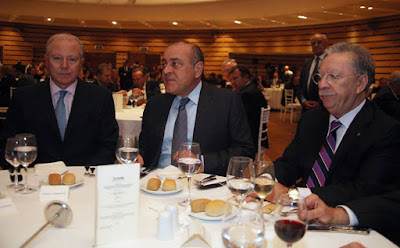 ΚΙΝΗΜΑ ΥΠΕΡΒΑΣΗ: ΜΙΧΑΛΗΣ ΣΑΛΛΑΣ : ΕΚΕΙ ΠΟΥ ΜΑΣ ΧΡΩΣΤΟΥΣΑΝΕ ΜΑΣ ΠΗΡΑΝ ...