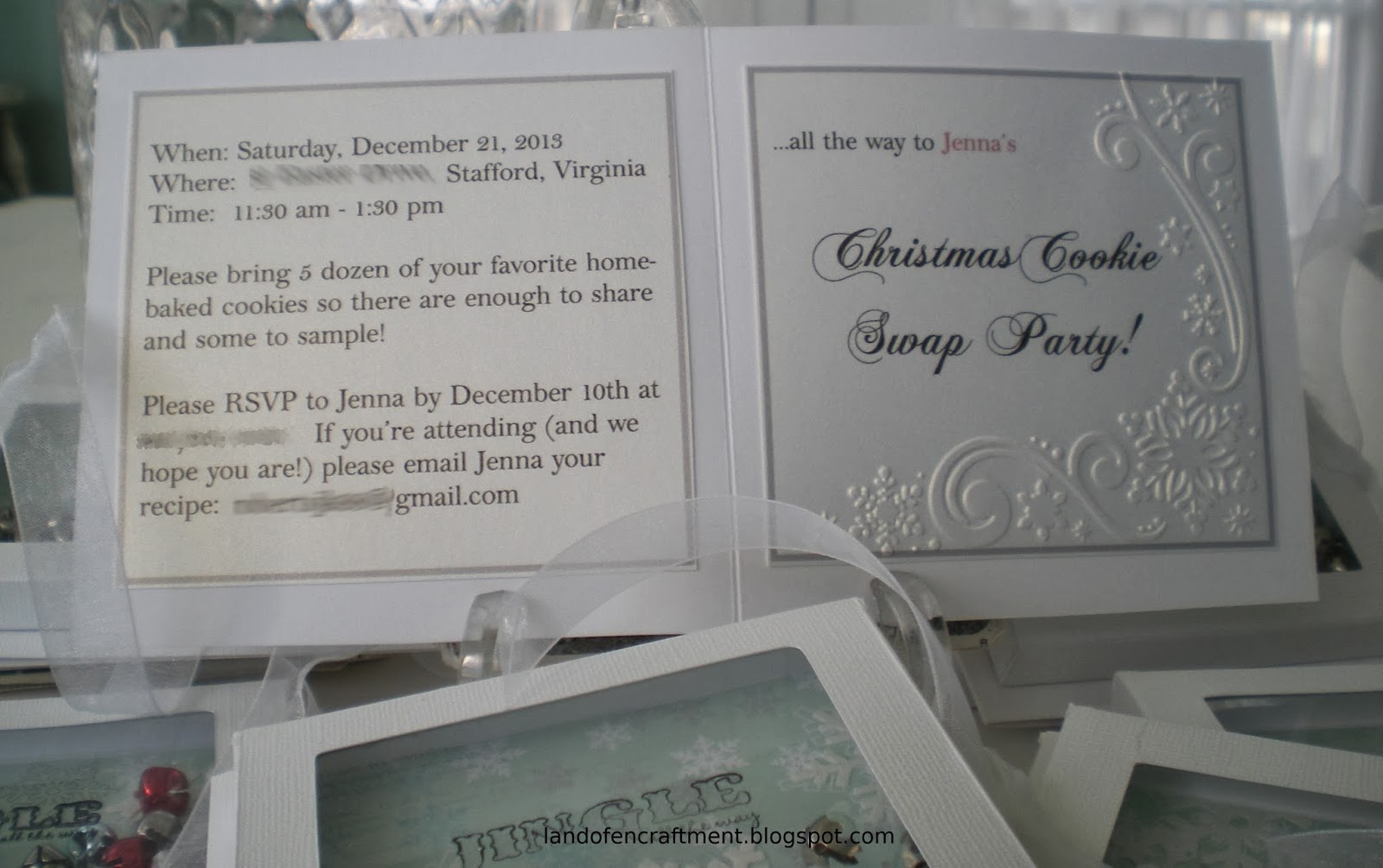 Land of Encraftment: Jingle Bell Shaker Box Invites!