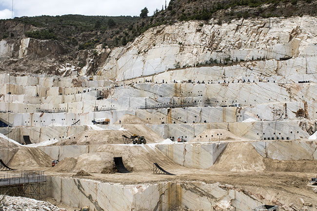 Πρωτοβουλία Πολιτών Δήμου Αριστοτέλη: ΓΡΑΦΟΝΤΑΣ ΙΣΤΟΡΙΑ ΣΤΟ ΛΑΤΟΜΕΙΟ ...