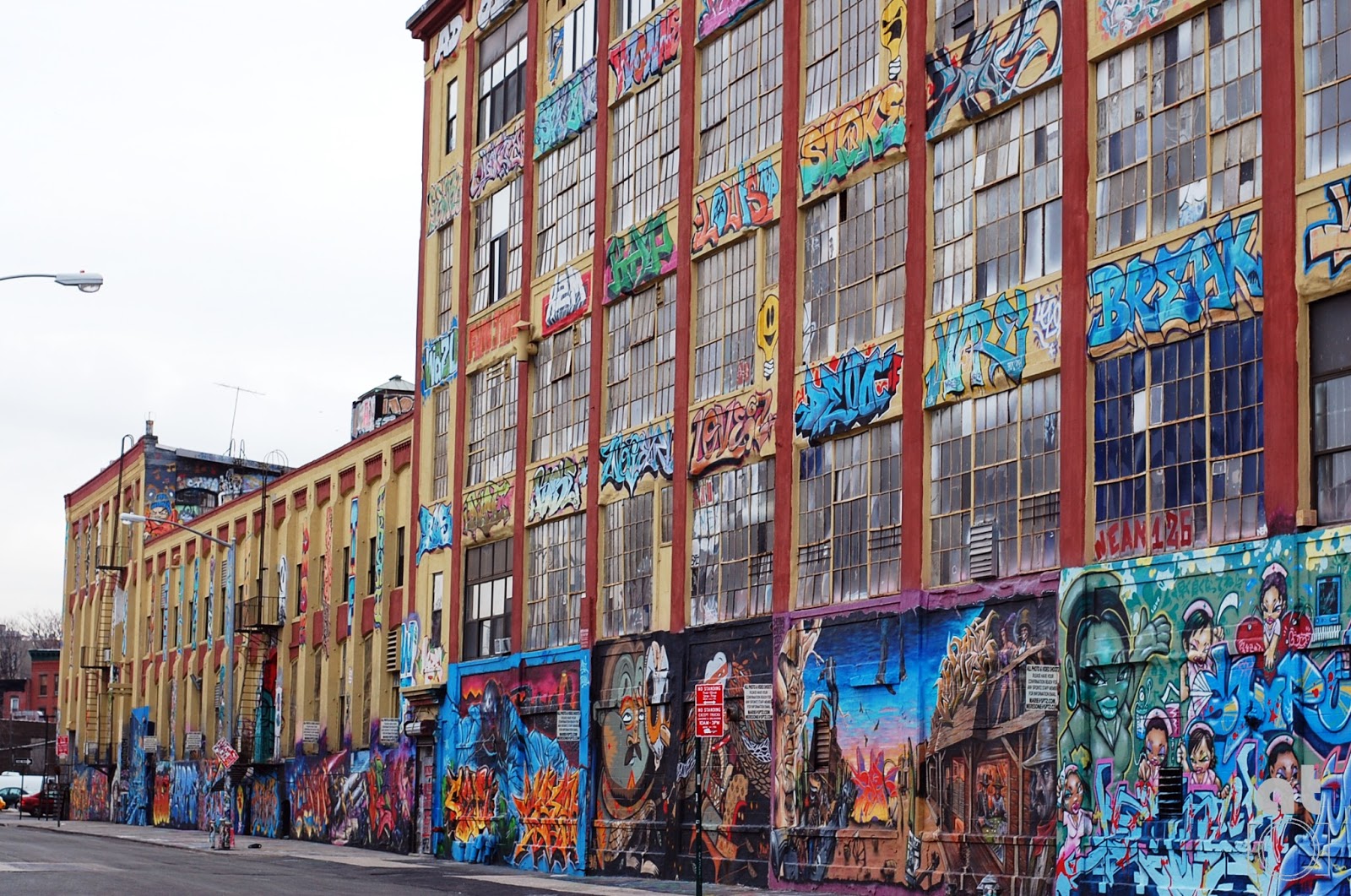 Ting-A-Ling's Photo Blog: 5 Pointz and LIC Piers
