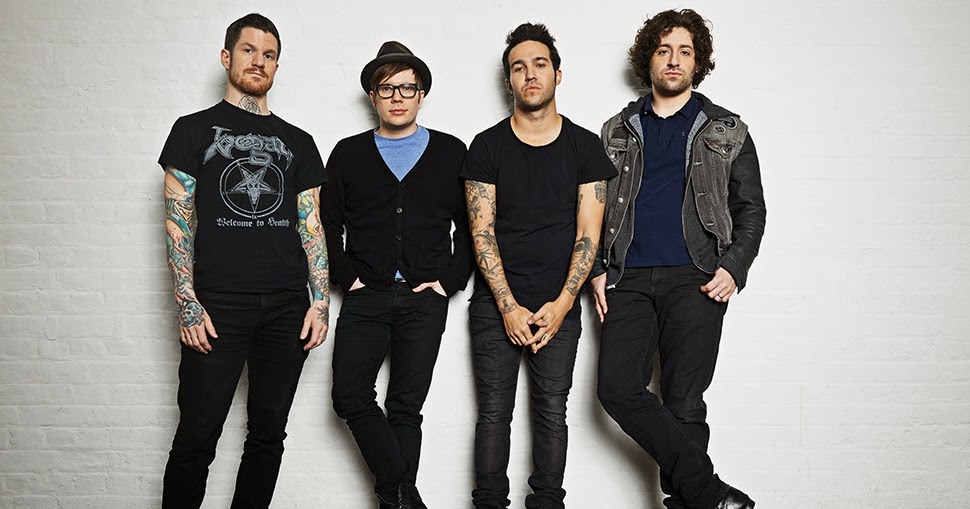 Daftar 10 Lagu Terbaik Fall Out Boy yang Bagus - MusikPopuler.com