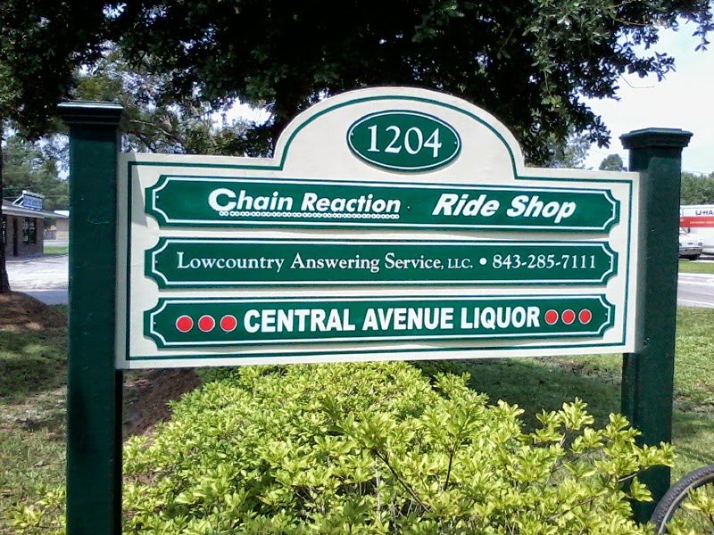 T.M. Graphics : Strip Mall Signage