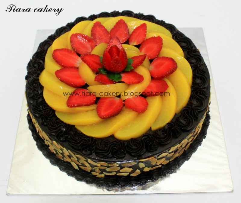 Tiara Cakery