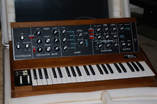 MATRIXSYNTH: 1970's Moog Model D Synthesizer w/ Case SN 6751