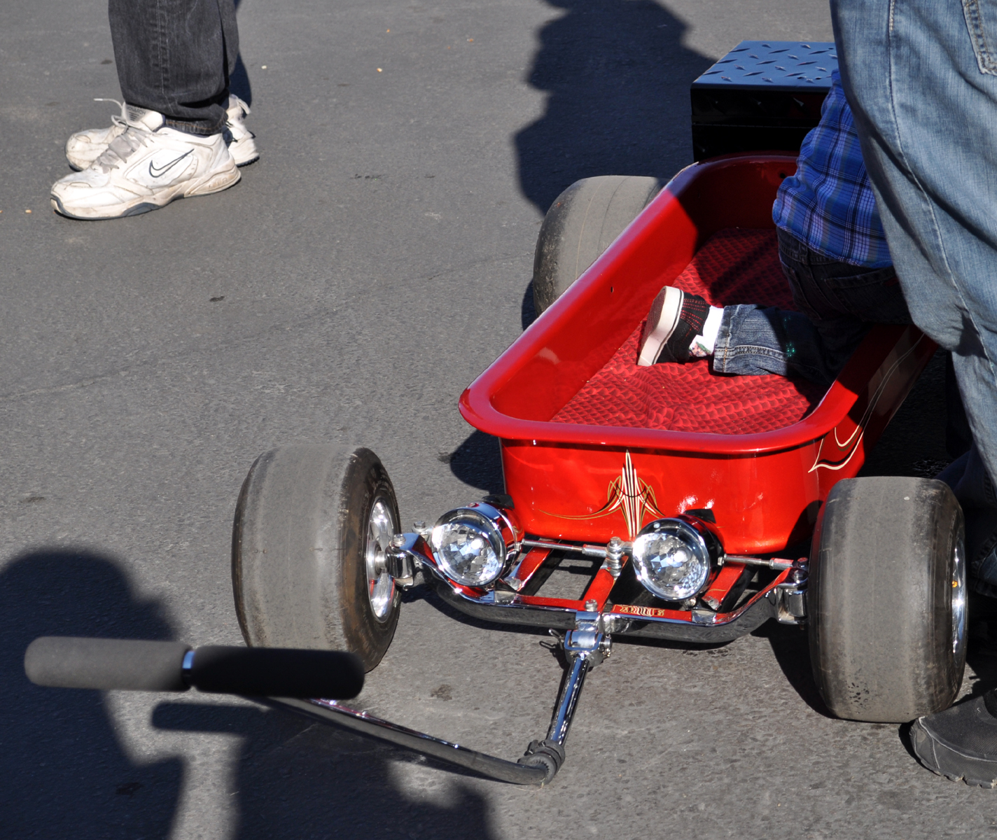 Just A Car Guy: well equipped and good looking little red wagons