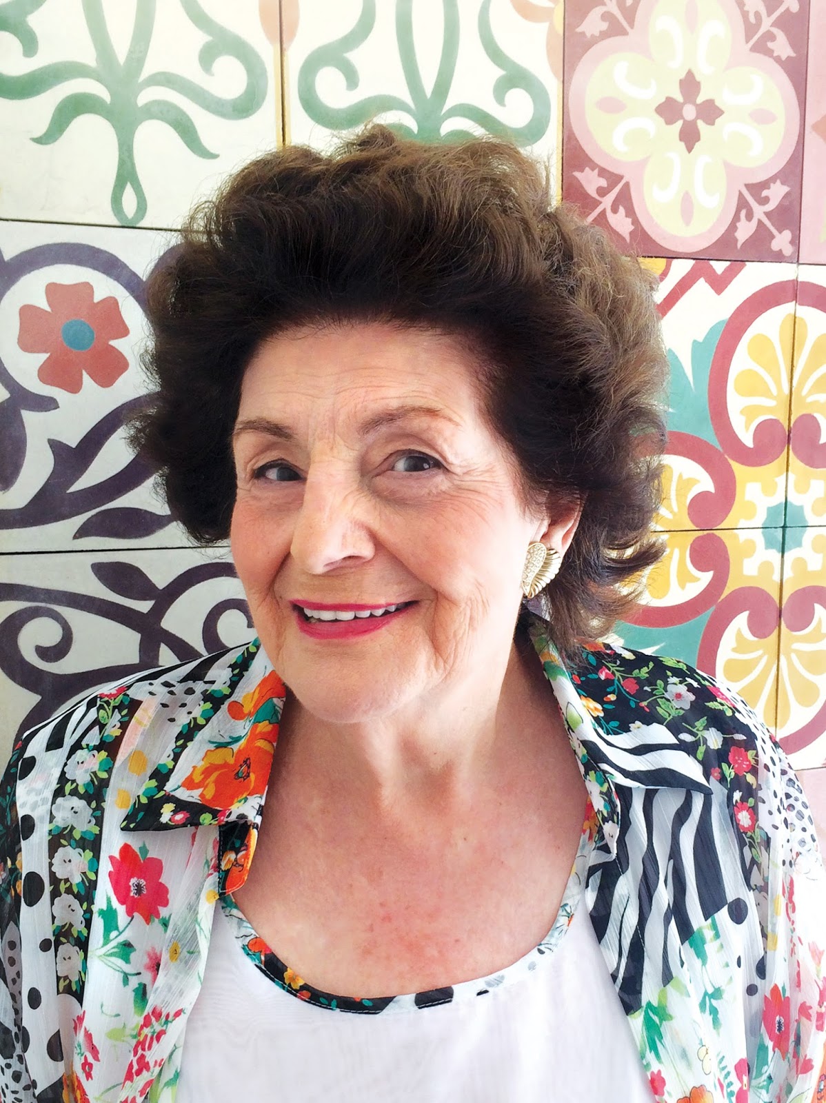 Paula Barrozo: ♥ Espiritualista Zibia Gasparetto festeja aniversário de ...