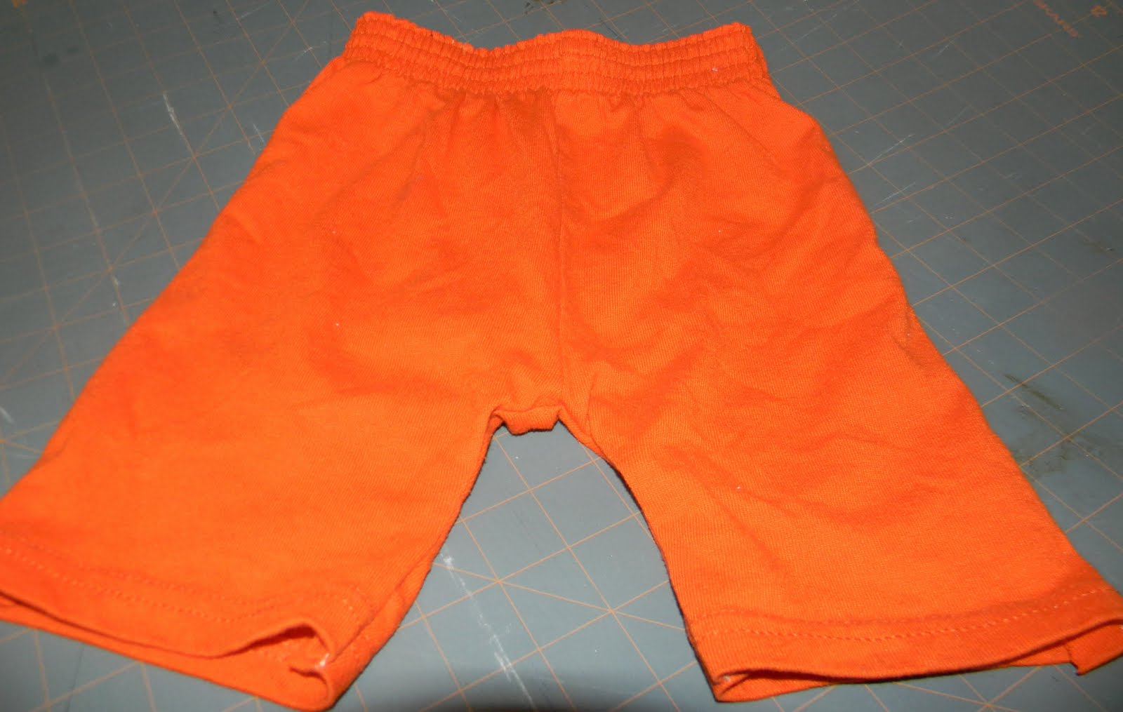 Green & Thrifty: 10 minute upcycled shorts