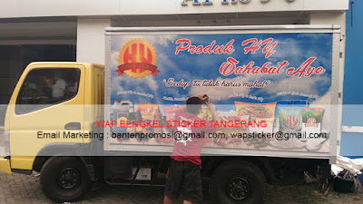 Pasang Stiker Mobil Box: Branding stiker untuk mobil box
