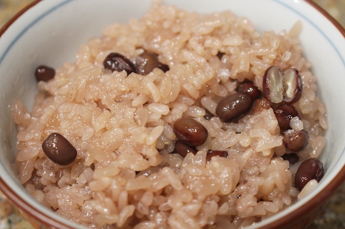How to Cook Sekihan, Traditional Japanese Red Steamed Rice with Azuki ...