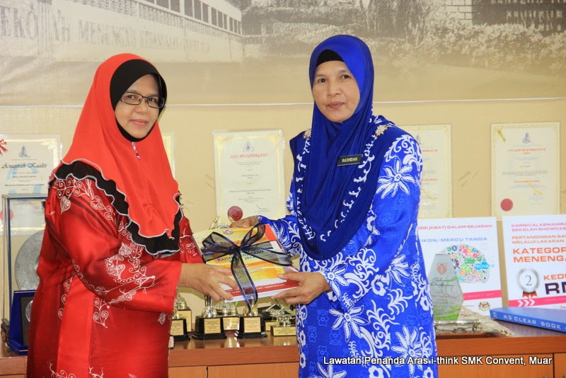 KAJANG HIGH SCHOOL: Lawatan Penanda Aras Ke SMK Convent Muar