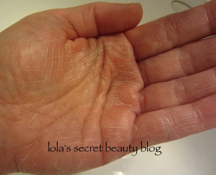 lola's secret beauty blog: vbeauté Rub Off Gentle Facial Exfoliator: Review