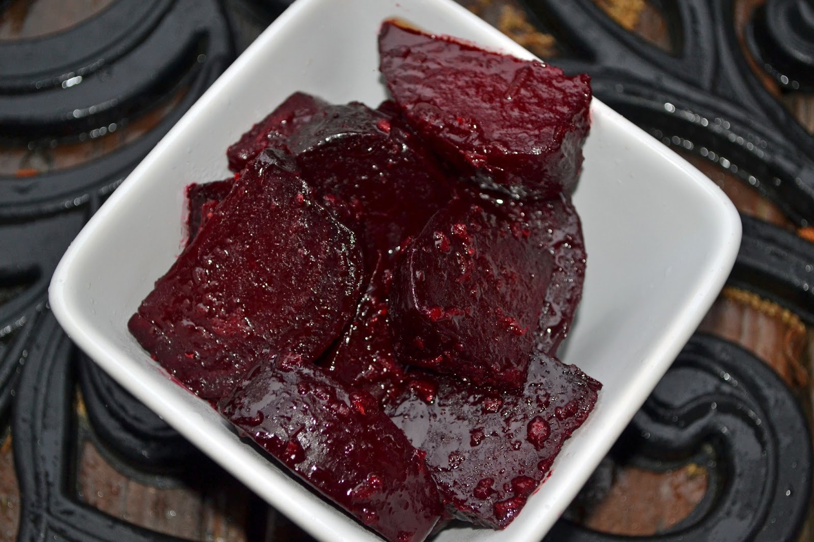 bonbons & biscotti: Roasted Ginger Balsamic Glazed Beets