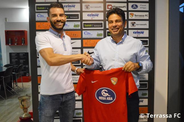 EN CLAVE EGARENSE: Llegan los primeros refuerzos