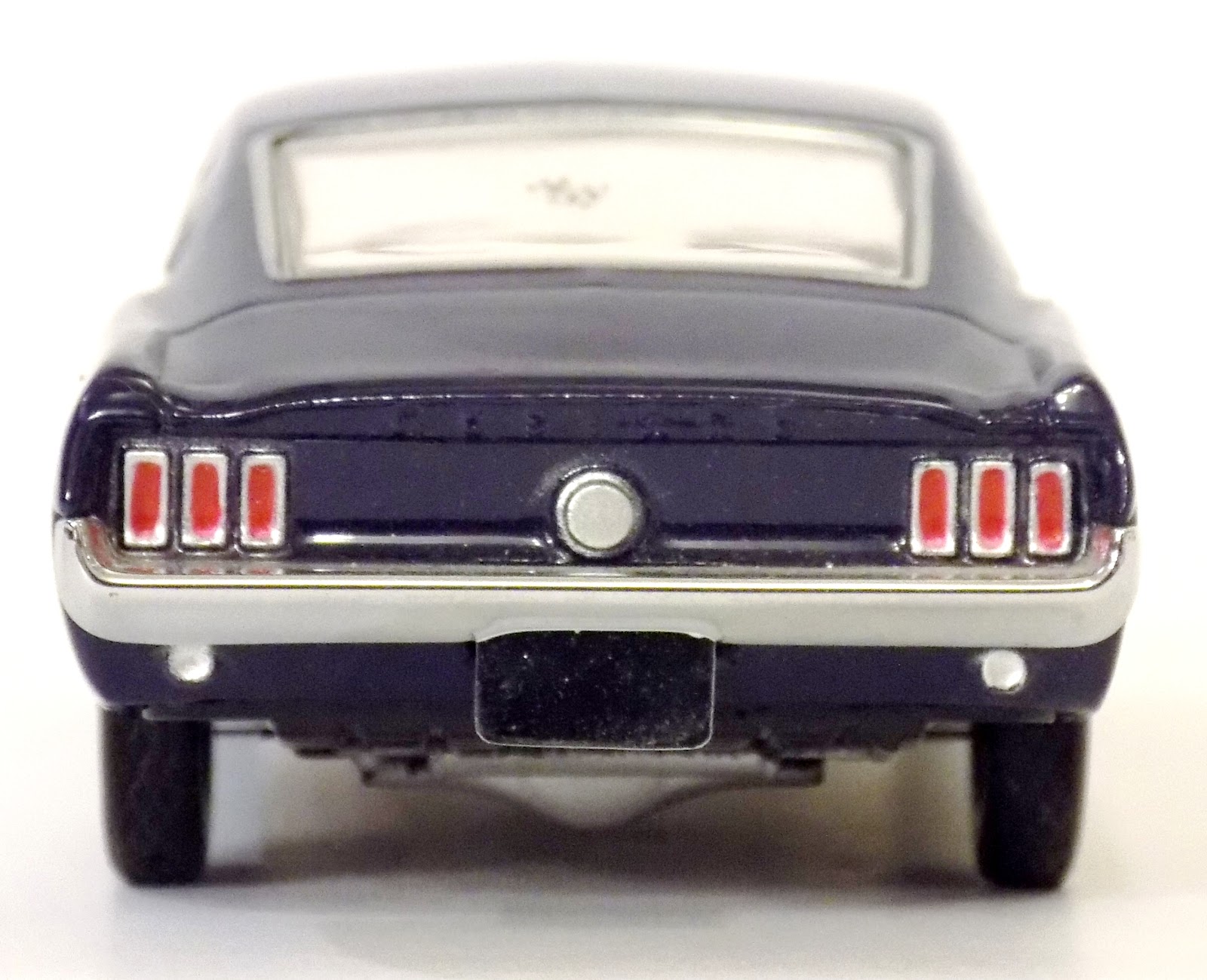 Toys and Stuff: Matchbox / Dinky 1/43 Scale Diecast 1967 Ford Mustang ...