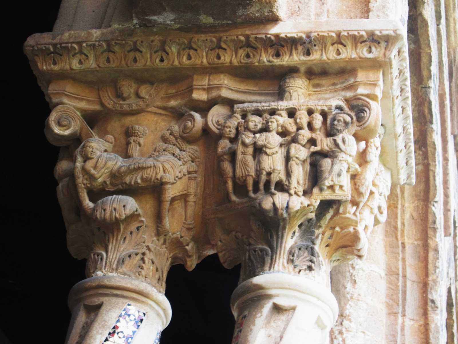 MONREALE, L'INFORMAZIONE CULTURALE: CHIOSTRO, i Capitelli