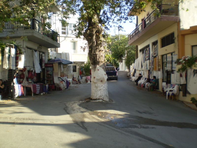 Σχολικό έντυπο ''της γάτας το κουδούνι'': ΤΑΞΙΔΕΥΟΥΜΕ ...ΠΑΛΙ(!!!) ΣΤΗΝ ...
