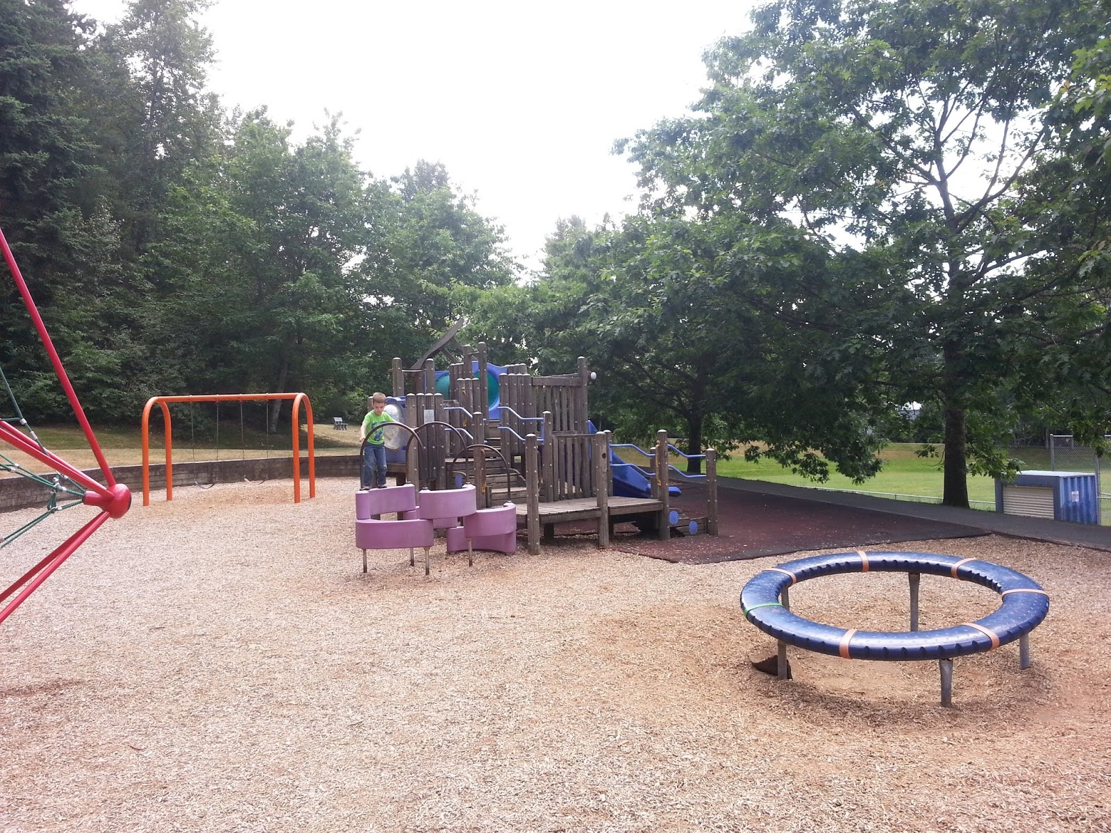 Official Fansite and Shell Company of the Hall Family: Aparkolypse 2015 ...