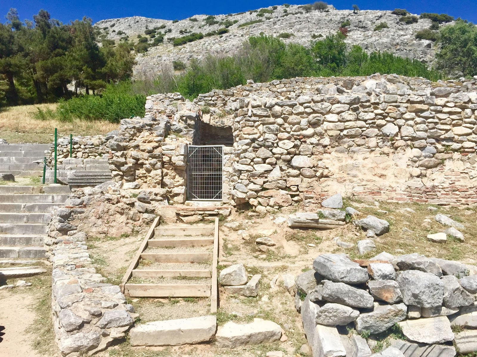 ORTHODOX CHRISTIANITY THEN AND NOW: The Prison of the Apostles Paul and ...