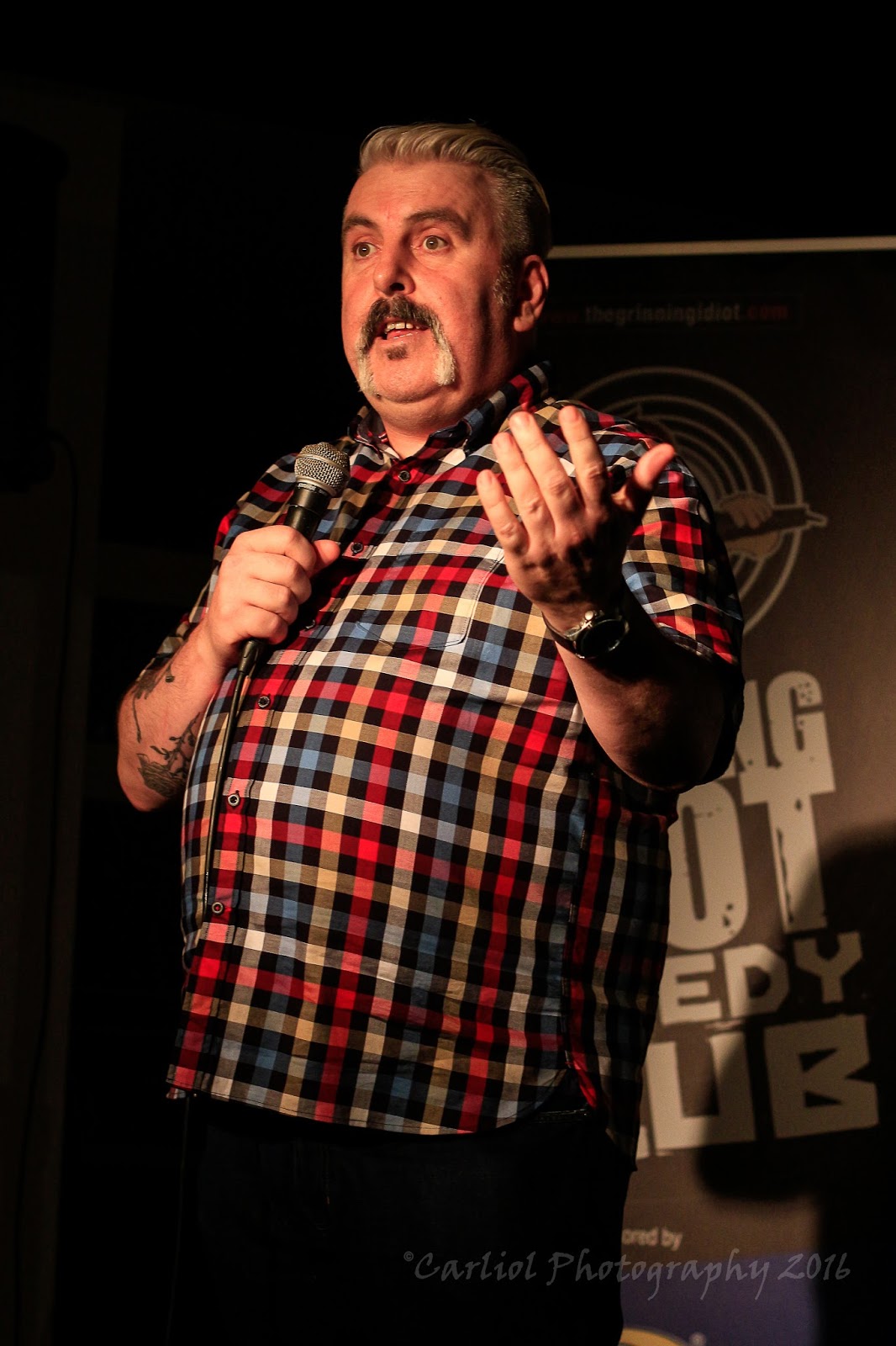 The North East Theatre Guide: Review: Grinning Idiot Comedy Club at ...