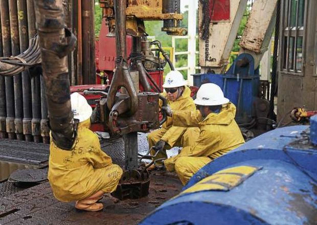 PETROLEO ECUATORIANO: EL PETROLEO EN EL ECUADOR