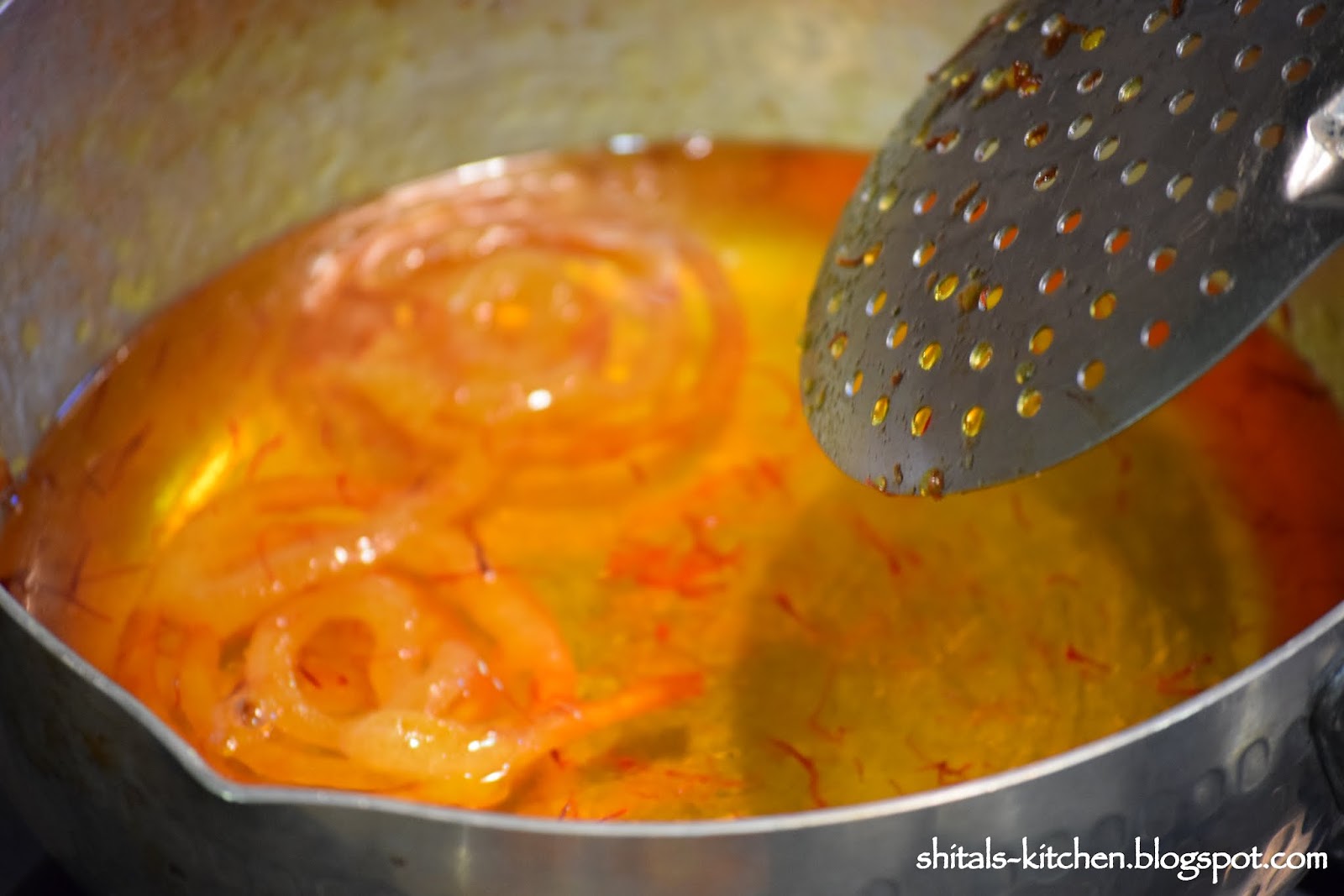 Shital's-Kitchen: Jalebi/ Chocolate Jalebi/Chocolebi