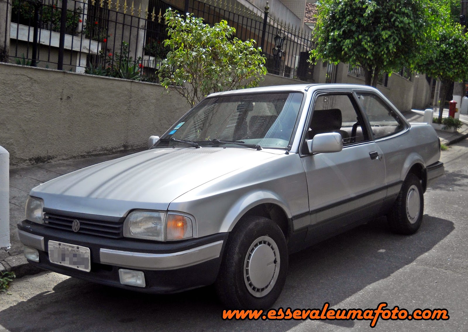 Registros Automotivos do Cotidiano: VW Apollo GL 1990 (100.000 km)