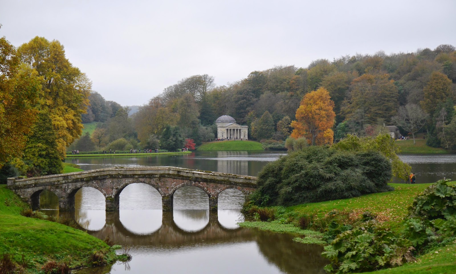 Walking in the country: Silton to Stourton and Stourhead (Stour Valley ...