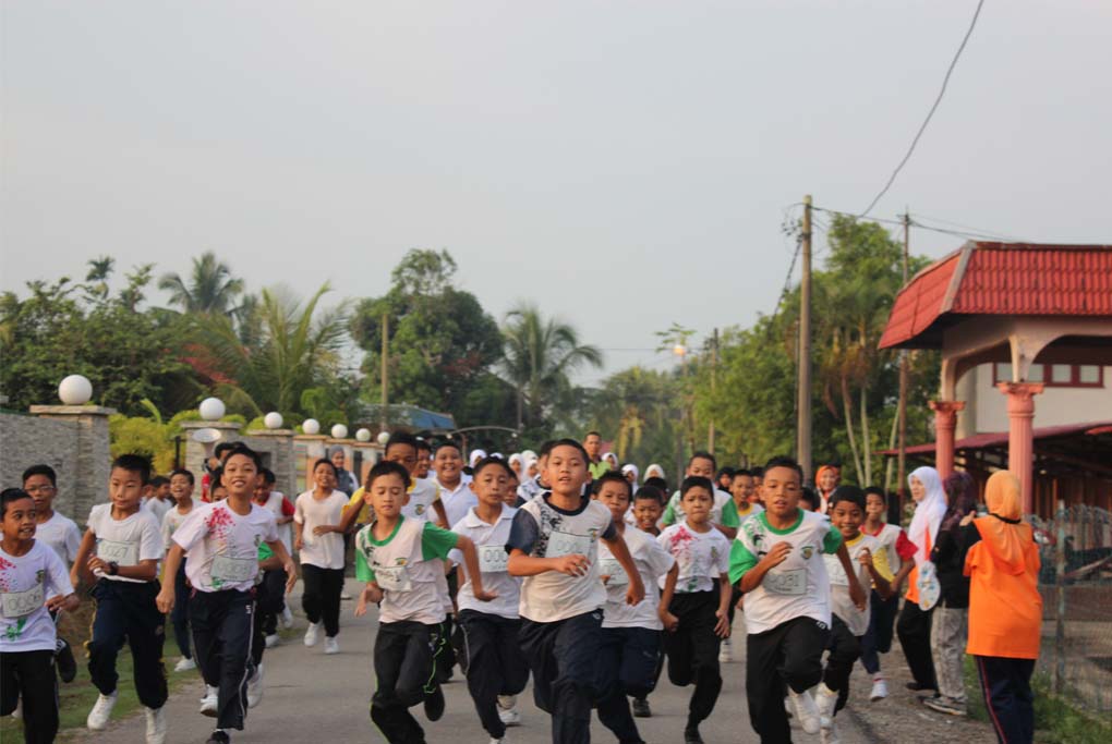 LARIAN 1 MURID 1 SUKAN 1 MALAYSIA | MADY (210152)