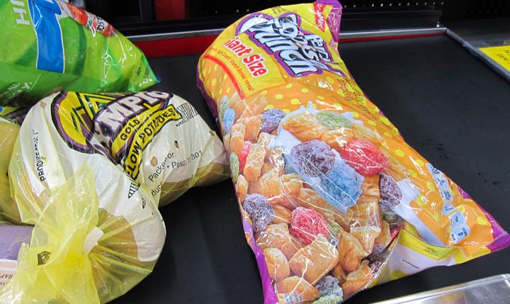 Merry Bright Art: Berry Colossal Crunch