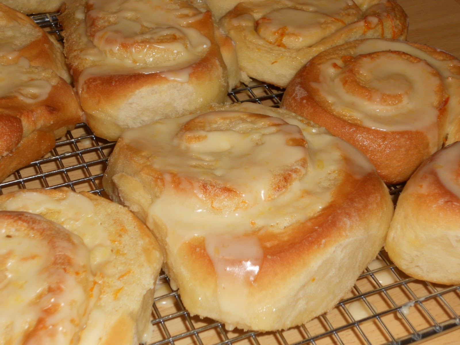 Kristi's Kitchen Kreations: Orange Rolls