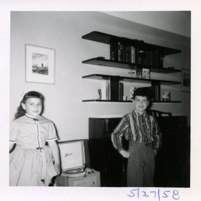 35 Cool Pics of People With Their Record Players in the 1950s ~ Vintage ...