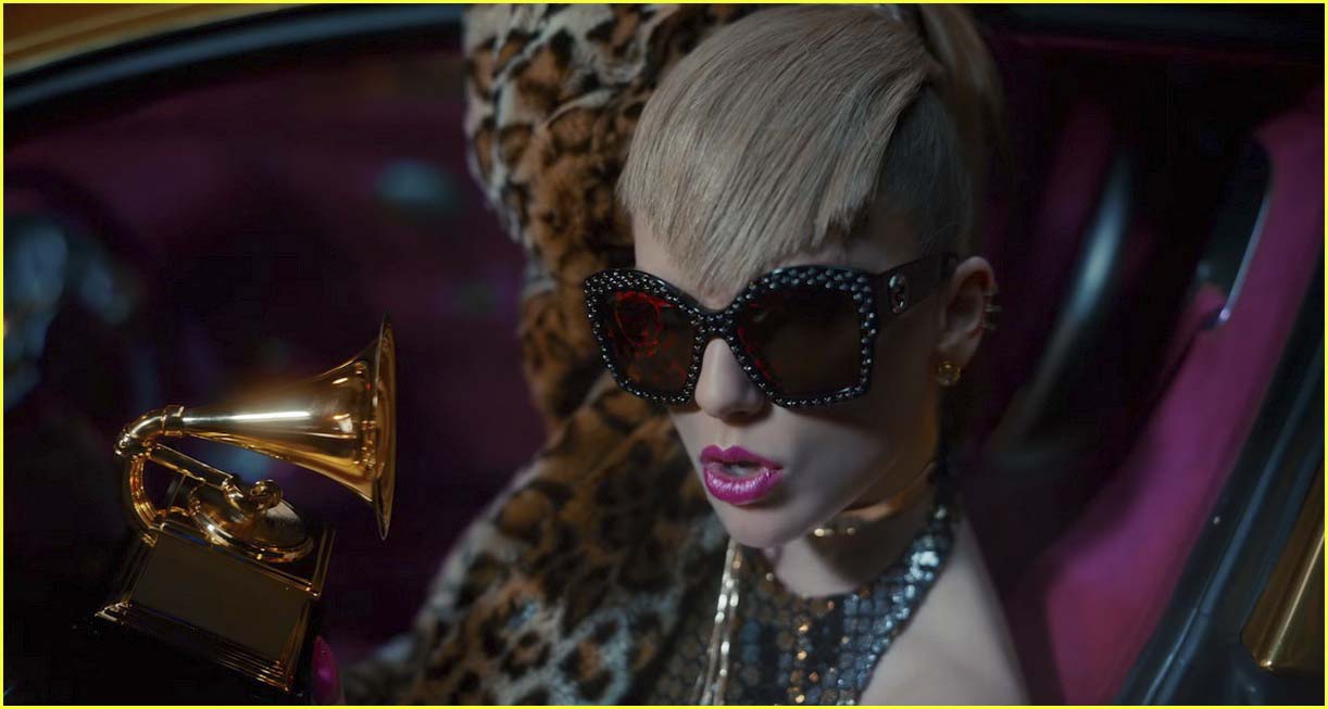 "Look What You Made Me Do" Music Video Meaning and Detail Analysis ...