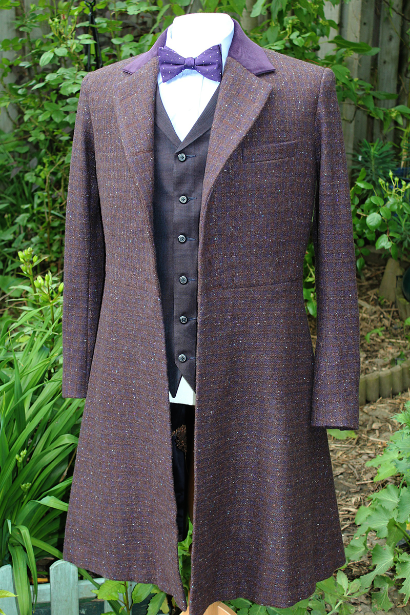 Making My 11th Doctor Costume: Regeneration waistcoat - finished