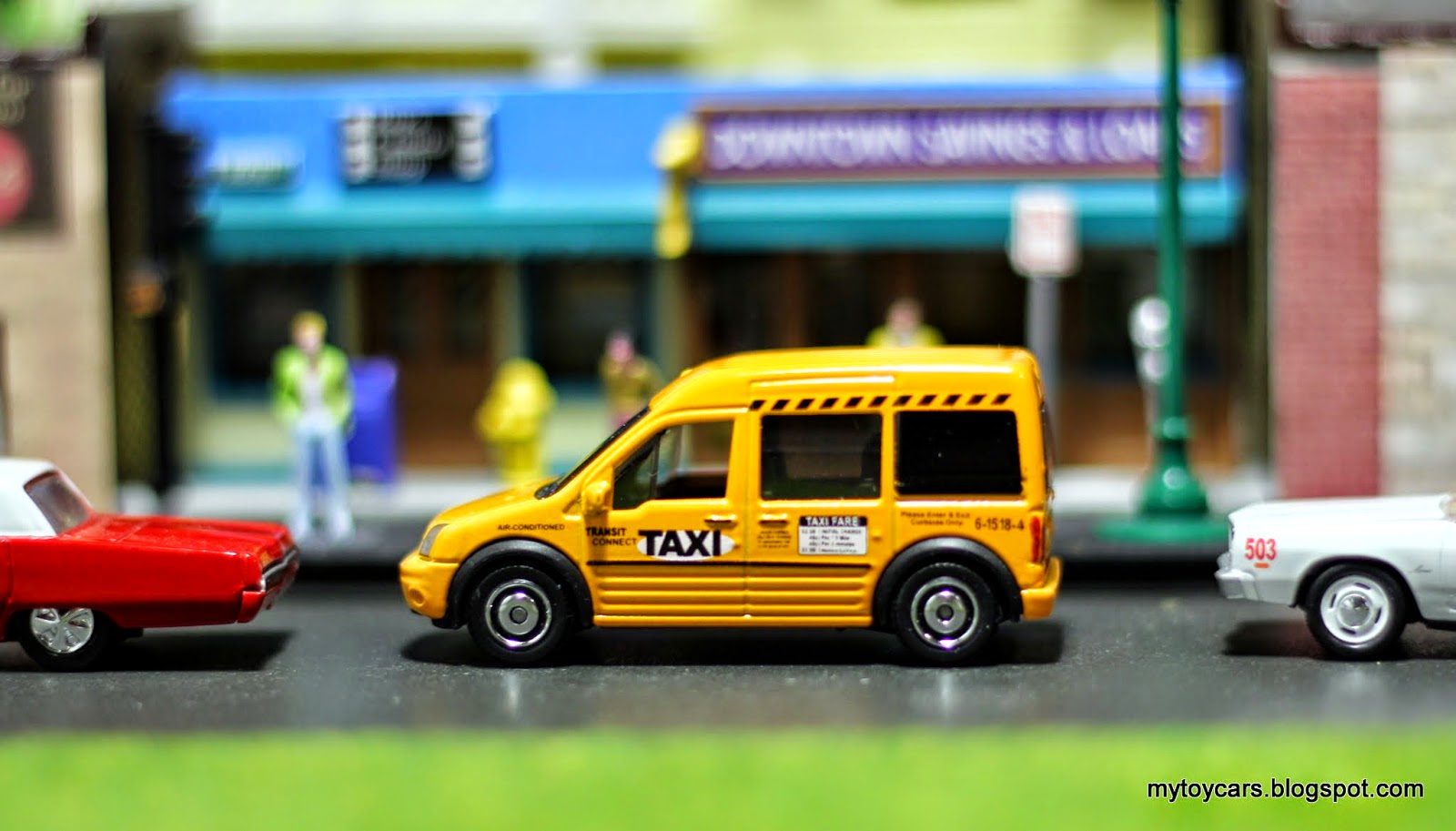 Mytoycars!: Matchbox and Johnny Lightning Taxis