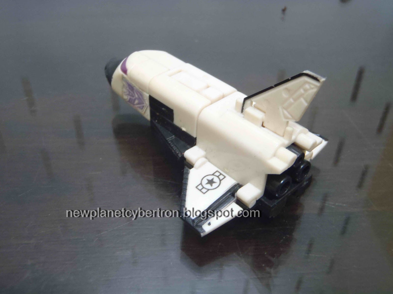 New Planet Cybertron: Transformers Review: Combaticons (G1 Knockoff)