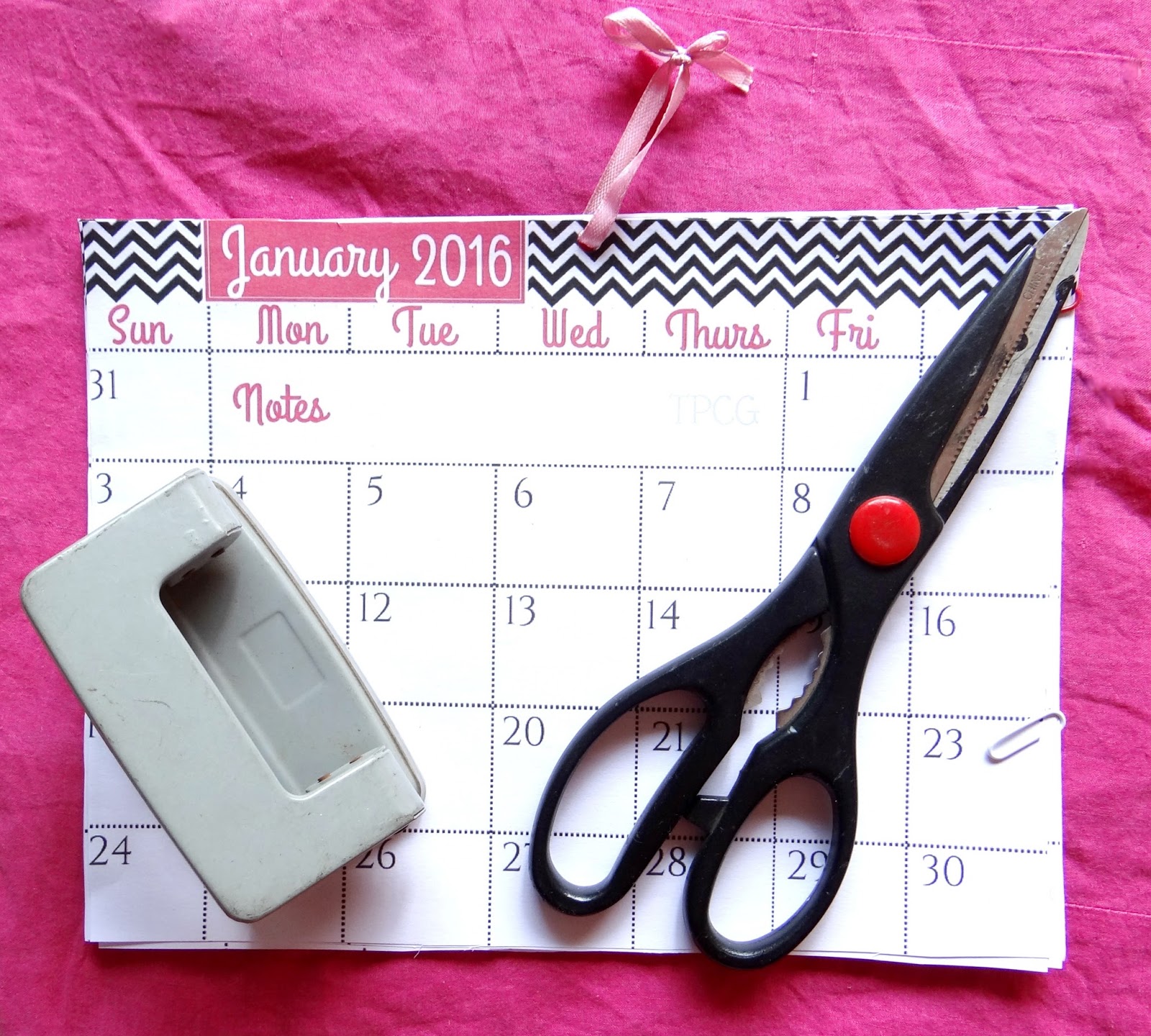 Simple DIY Wall Calendar The Pretty City Girl Indian Travel simple-diy-wall-calendar-the-pretty-city-girl-indian-travel