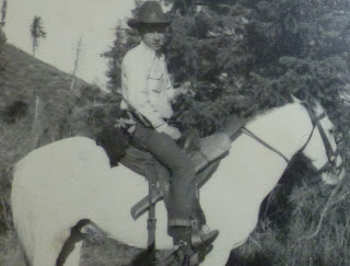 Scott R. : The Quillayute Cowboy: That Good Lookin' Al Spence