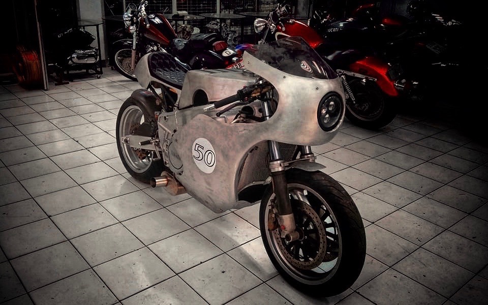 Thai racer, Italian made... - Inazuma café racer