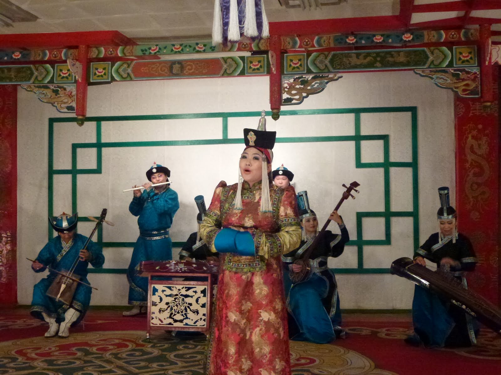 Lauren in Mongolia: Traditional Mongolian Music