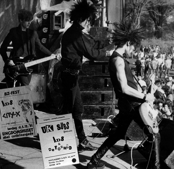 Dansk Punk: ADS