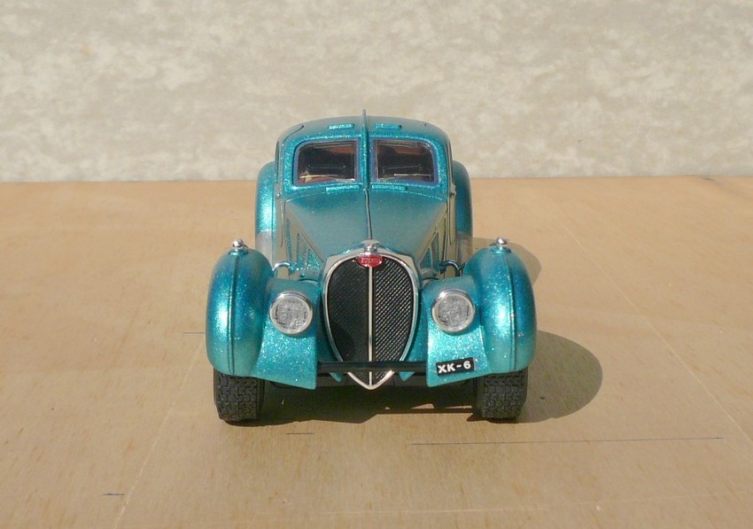 Garage de poche Jipé: Bugatti 57S Atlantic