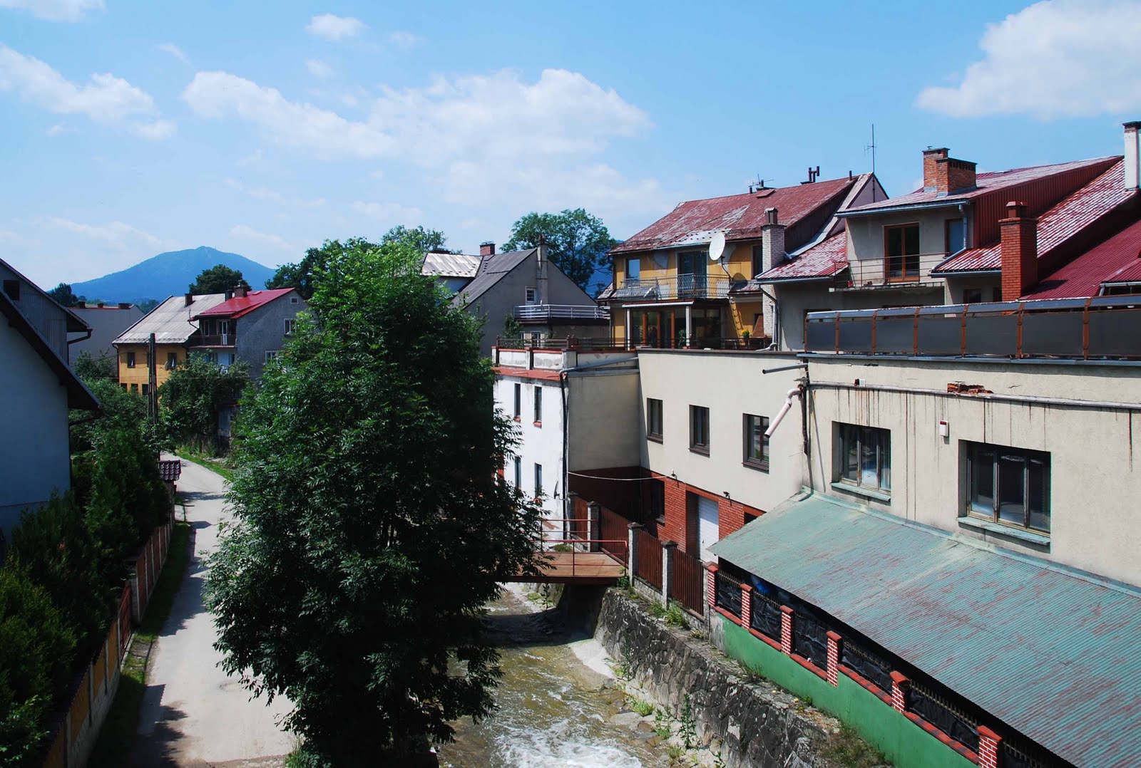 W-wa Jeziorki: Down the line from Mszana Dolna