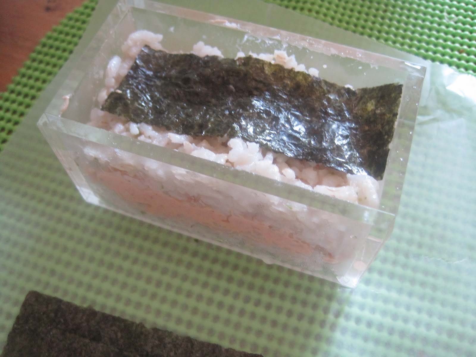 the mixed stew: Thursday’s Side Dish: Spicy Tuna Musubi