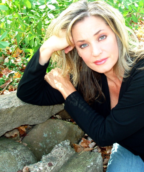 Ennyman's Territory: Ten Minutes with Artist Tonja Sell (Part I)